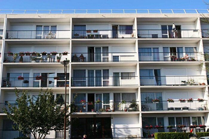 Appartement à louer - Le mail, Vélizy-Villacoublay - 2 pièces - 1 chambre