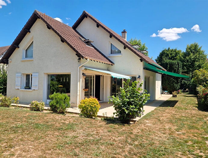 Maison à vendre - Saint-Lubin-des-Joncherets - 6 pièces - 5 chambres