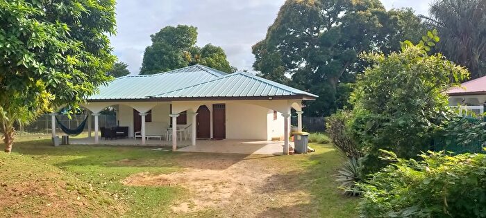 Maison à vendre - Remire-Montjoly - 4 pièces - 3 chambres