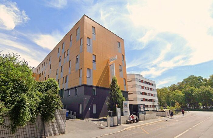 Reims, Clairmarais, Charles Arnould : Appartement 1 pièce à vendre