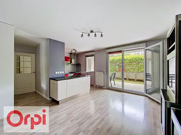 Guyancourt, Le Pont du Routoir : Appartement 2 pièces à vendre
