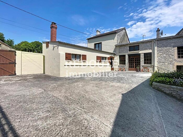 Maison 8 pièces à vendre à Crugny