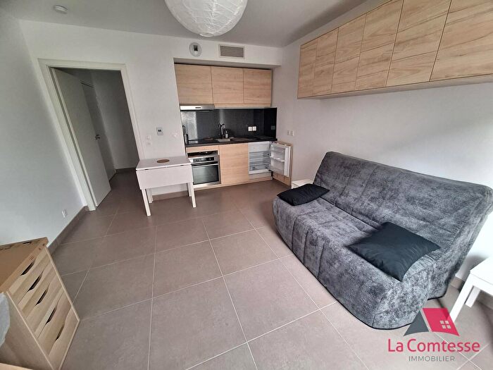 Appartement à louer - Saint Giniez, Marseille ème arrondissement - 1 pièce