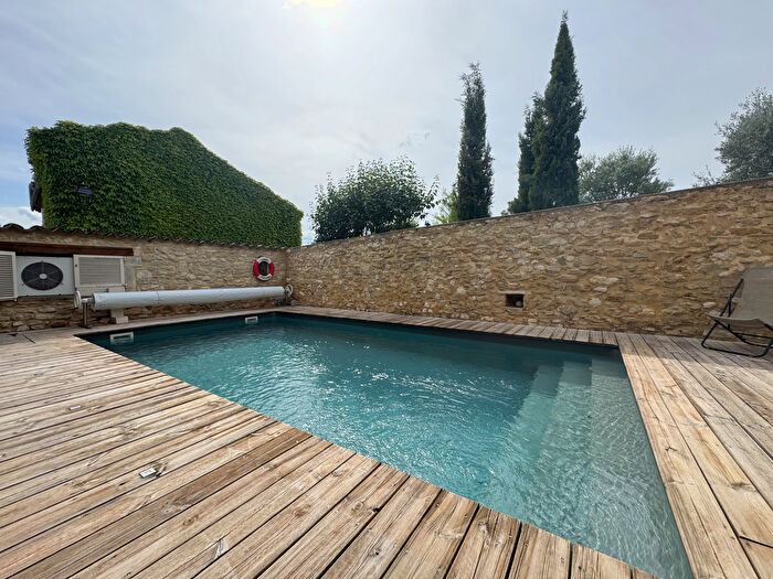 Maison 10 pièces à Saint-André-de-Roquepertuis, à vendre