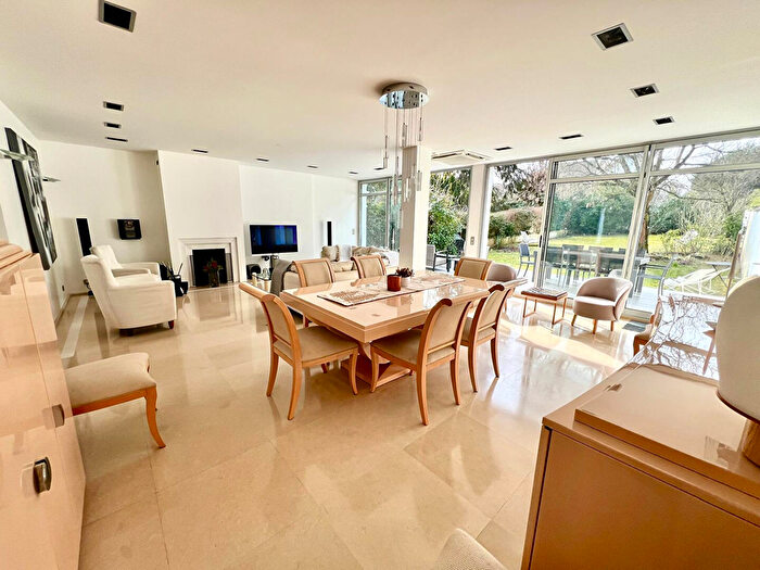 Maison à vendre - Enghien-les-Bains - 9 pièces - 6 chambres