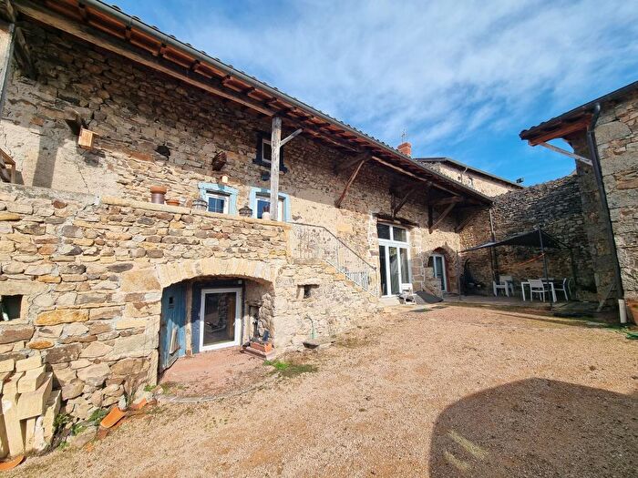 Germolles-sur-Grosne : Maison 8 pièces à vendre