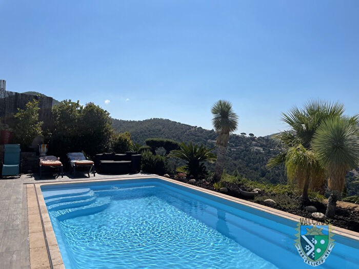 Maison à vendre - La Londe-les-Maures, Valcros, Alicastre, Haut Pansard, Bas Pansard, Le Pin - 4 pièces - 3 chambres