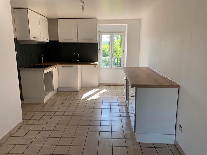 Appartement 4 pièces à Joyeuse, à louer