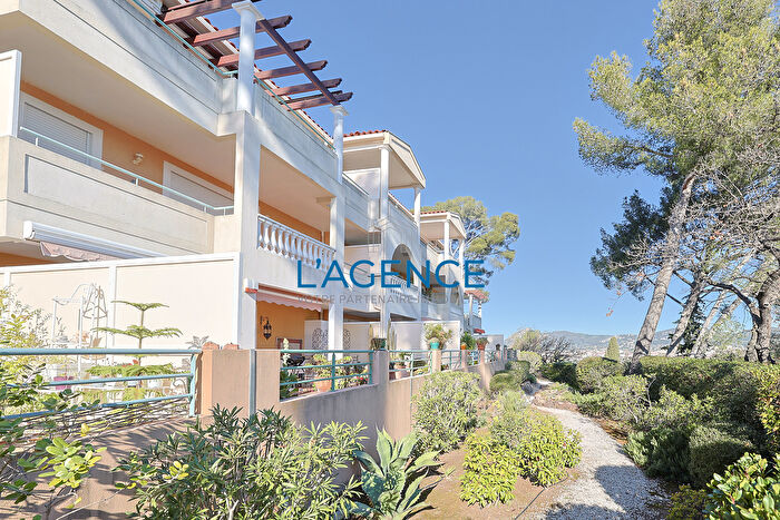 Appartement à vendre - Hyères, Costebelle, Almanarre - 4 pièces - 3 chambres