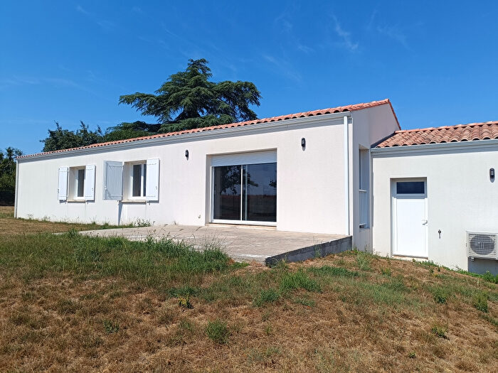 Maison 6 pièces à vendre - Boutenac-Touvent