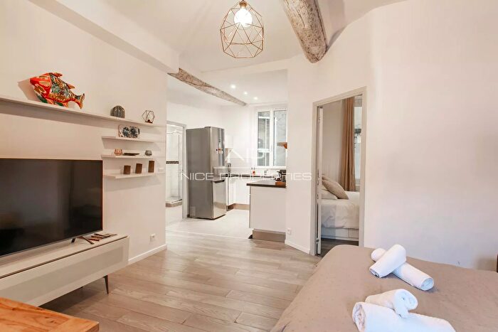 Appartement à vendre - Nice, Centre-ville - 2 pièces - 1 chambre