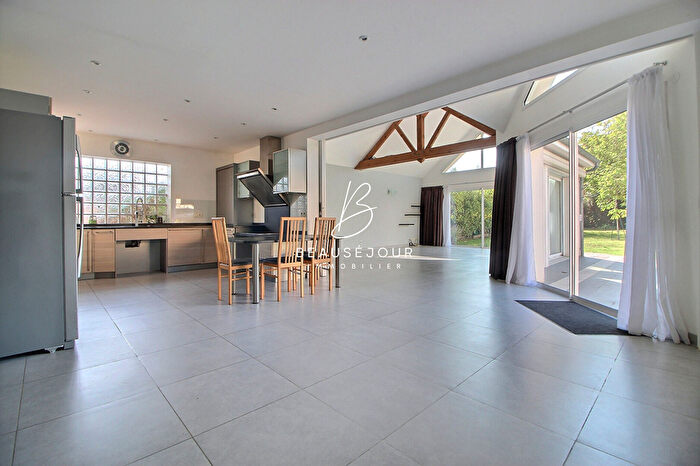 Maison à vendre - Villemoisson-sur-Orge - 5 pièces - 3 chambres