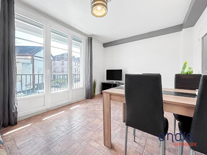 Appartement à vendre - Vichy, Les Romains - 2 pièces - 1 chambre