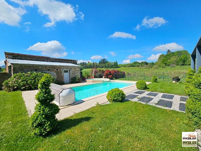 Maison 8 pièces à vendre à Marsac
