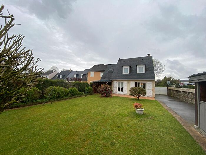 Maison à vendre - Oloron-Sainte-Marie - 4 pièces - 3 chambres