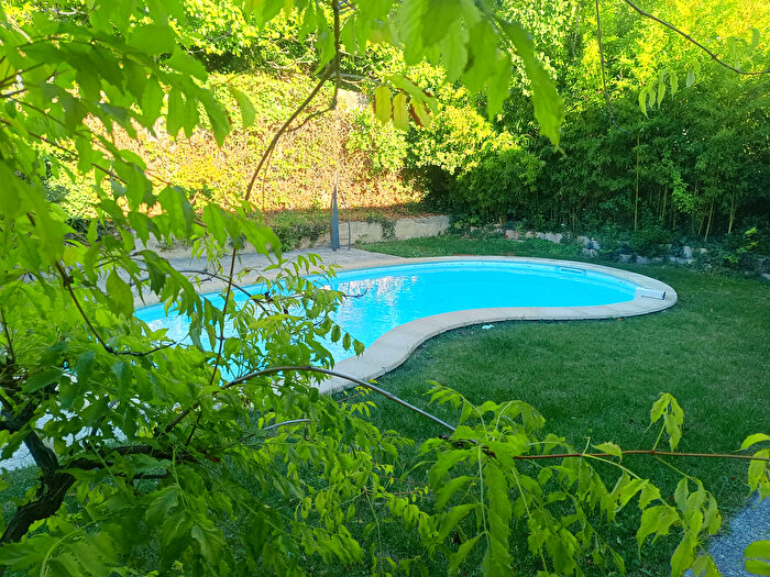 Maison à vendre - Aubagne - 6 pièces - 4 chambres