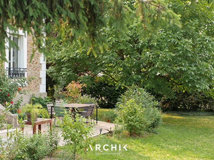 Maison à vendre - Mennecy, Centre-ville, Gare, Châtries, Château, Bel-Air - 9 pièces - 6 chambres