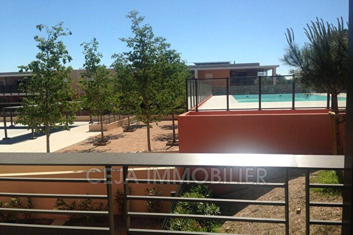 Appartement 2 pièces à Village, Roquebrune-sur-Argens, à louer