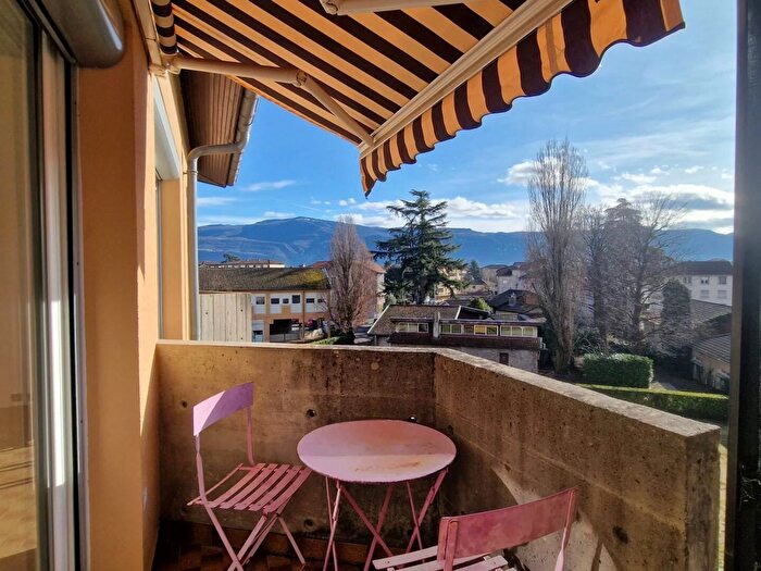 Appartement à louer - Centre, Saint-Marcellin - 1 pièce