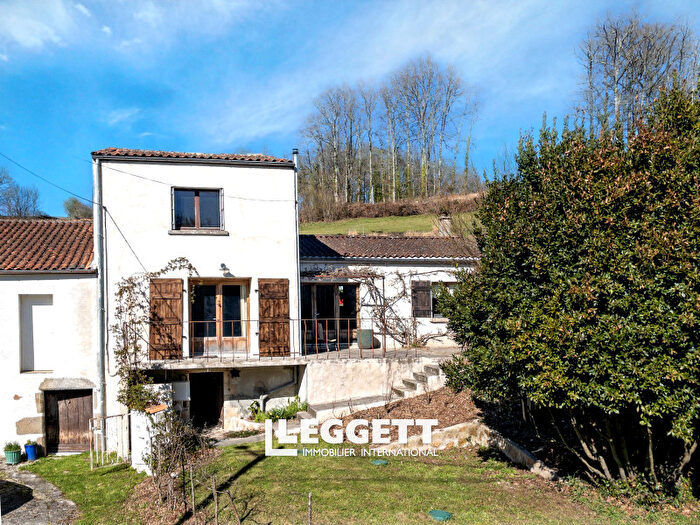 Maison à vendre - Maisonnais-sur-Tardoire - 7 pièces - 4 chambres