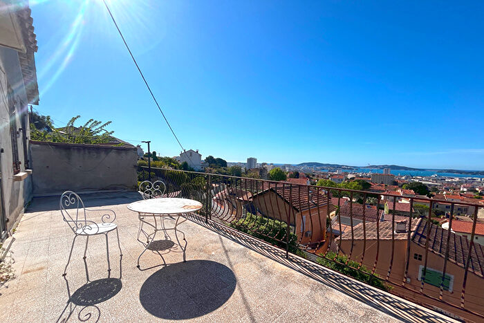 Appartement à vendre - Toulon, Valbourdin - 4 pièces - 2 chambres