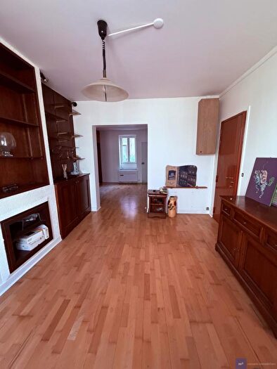 Appartement à vendre - Paris e , Plaine, Lagny - 3 pièces - 2 chambres