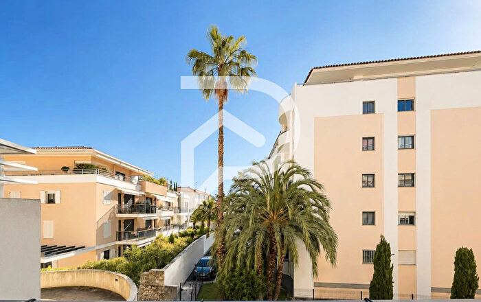 Cannes, Pointe Croisette - Appartement 1 pièce à vendre