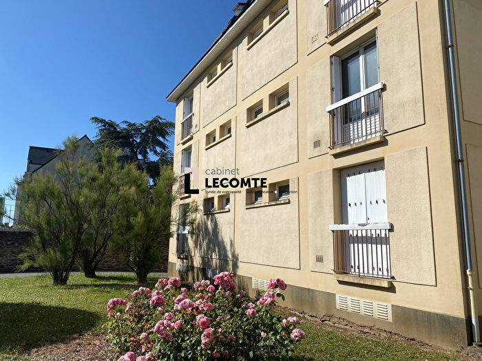 Appartement à vendre - Quartiers Nord-Ouest, Villejean - 1 pièce