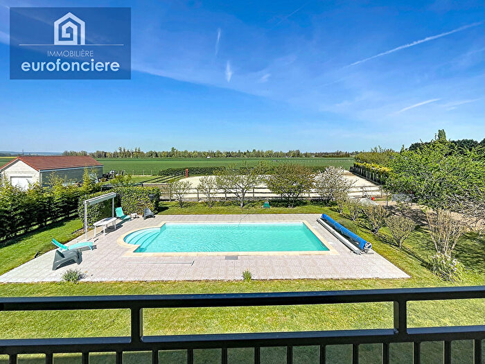 Maison 7 pièces à Vaudes, à vendre