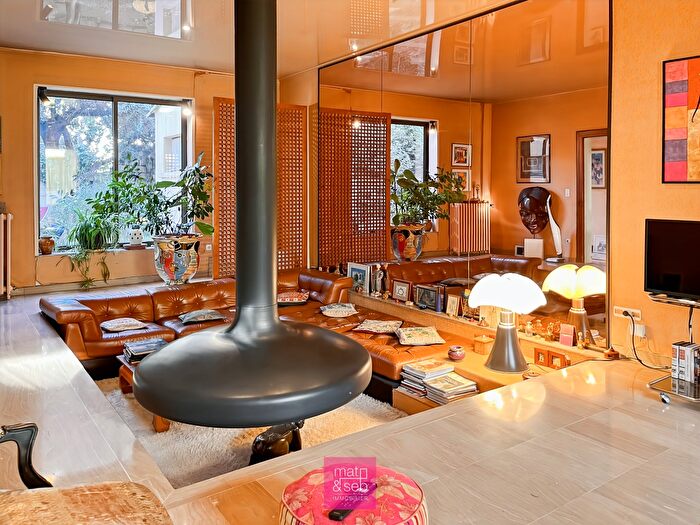 Maison à vendre - Lunel, Centre-ville, Gare - 7 pièces - 4 chambres