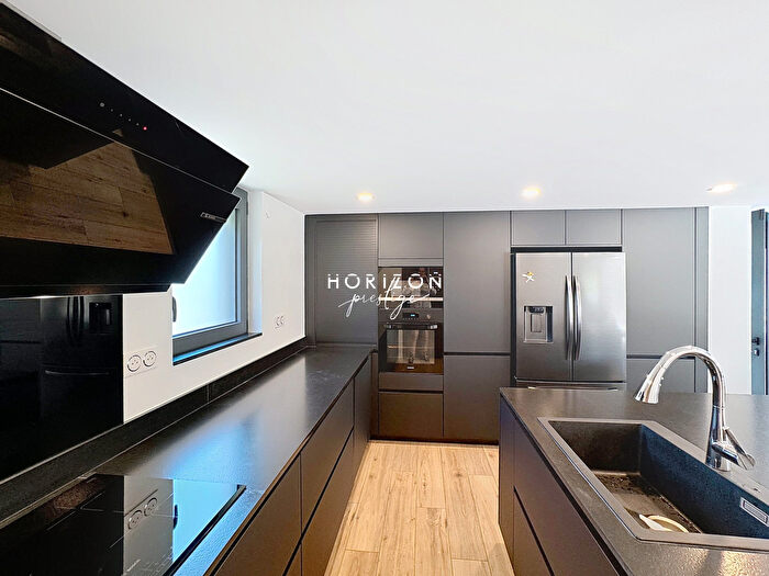 Maison à vendre - Mâcon - 7 pièces - 5 chambres