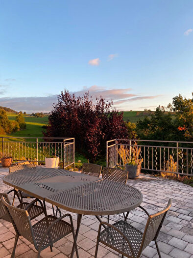 Maison à vendre - La Chapelle-dAurec - 7 pièces - 4 chambres