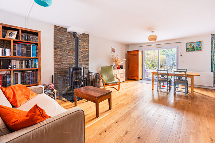 La Chapelle-sur-Erdre, Perrières, Coutancière : Maison 7 pièces à vendre