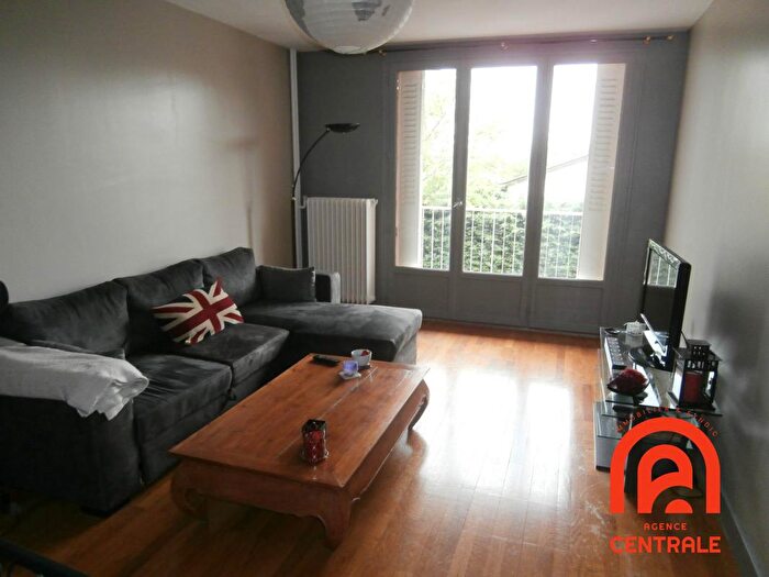 Appartement à louer - Meyzieu, Sud Est - 2 pièces - 1 chambre