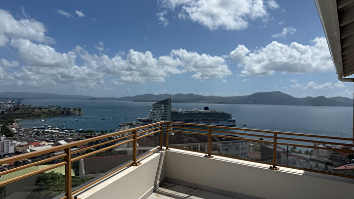 Appartement à louer - Fort-de-France - 4 pièces - 3 chambres