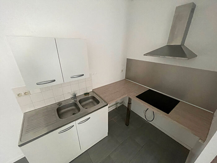 Appartement à louer - Amiens, Saint-Honoré, Jeanne dArc - 2 pièces - 1 chambre