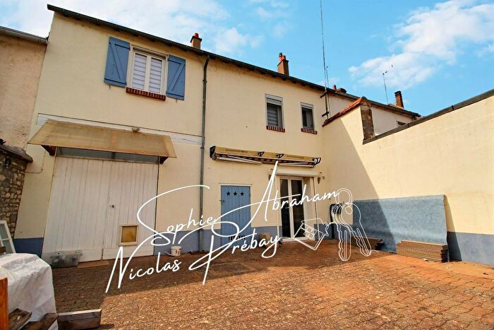 Maison 4 pièces à vendre - Angerville