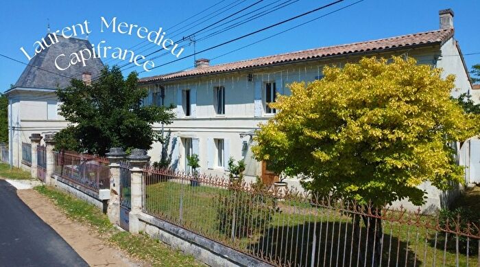 Maison à vendre - Saint-André-de-Cubzac - 12 pièces - 5 chambres