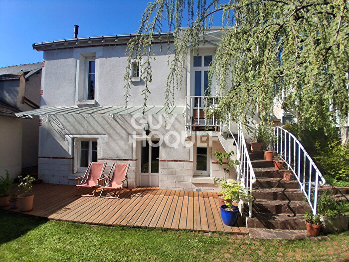 Maison 4 pièces à Saint-Cyr-sur-Loire, Cèdres, Cottage Park, à vendre