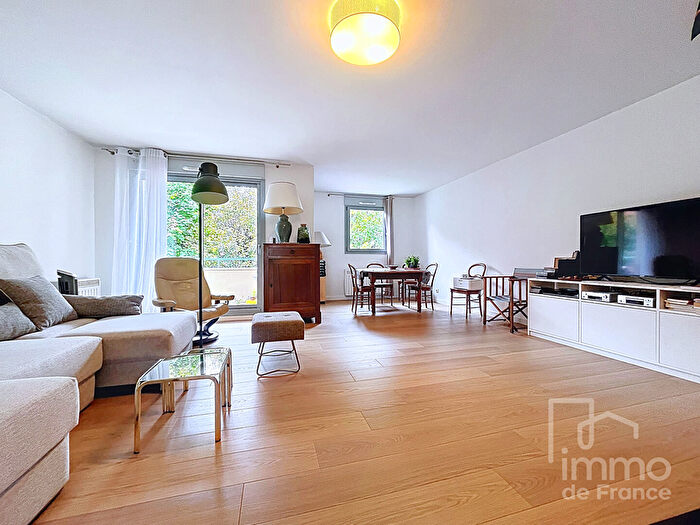 Appartement à vendre - Ornex - 4 pièces - 3 chambres