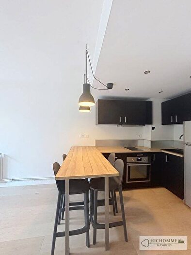 Appartement à louer - Centre Ville, Reims - 2 pièces - 1 chambre