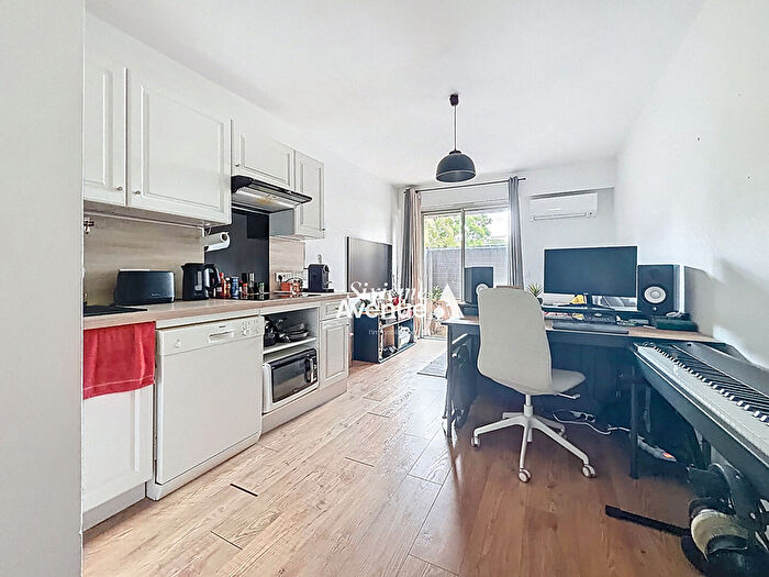Appartement 2 pièces à vendre - Antibes, Rastines, Super Antibes, Laval, La Fontonne