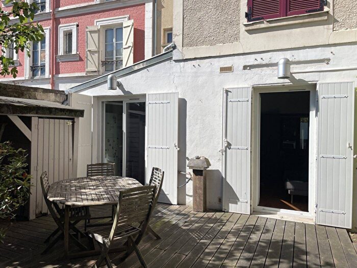 Marceau, République, Courbevoie - Appartement 3 pièces à louer
