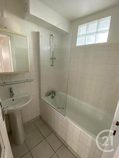 Appartement à louer - Paris e , Violet, Commerce - 2 pièces - 1 chambre