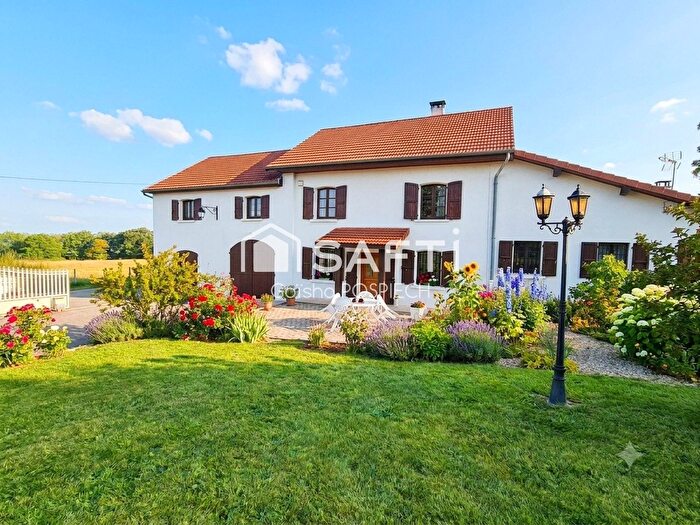 Maison 5 pièces à vendre à Virieu