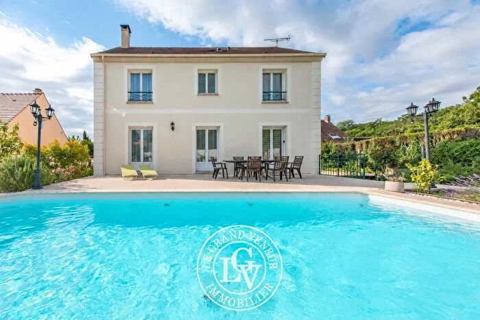 Maison 7 pièces à Veneux-les-Sablons, à vendre
