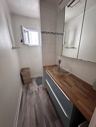 Appartement à louer - Saint Jean, Caen - 2 pièces - 1 chambre