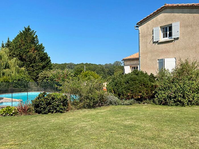 Maison 7 pièces à Sauveterre-de-Guyenne, à vendre
