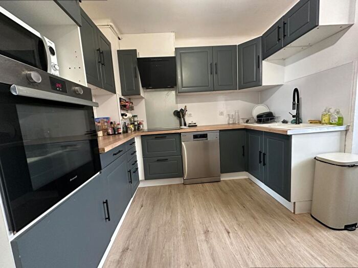 Appartement à vendre - Béziers, Garrissou, Plaisance - 3 pièces - 2 chambres