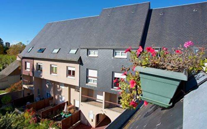 Appartement à louer - Aubigny-sur-Nère - 3 pièces - 2 chambres